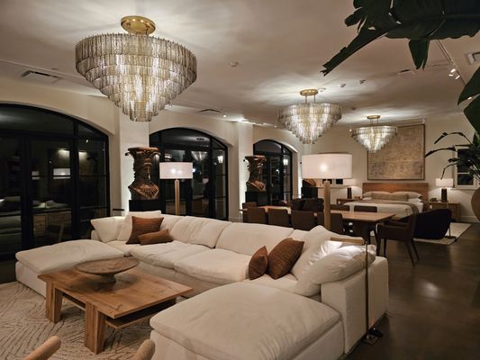 RH INDIANAPOLIS | THE GALLERY AT THE DEHAAN ESTATE - Updated January ...