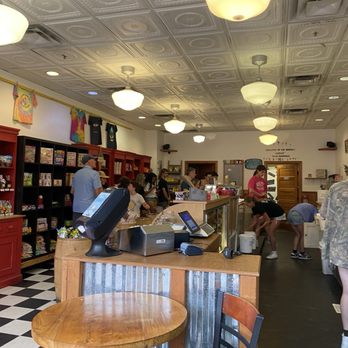 GOLDEN SWEETS - Updated December 2025 - 169 Photos & 153 Reviews - 1299 ...