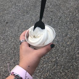 VILLAGE SNACK BAR - Updated October 2025 - 19 Photos & 33 Reviews - 389 ...