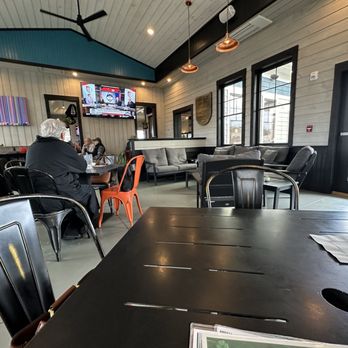 DUNSTAN TAP & TABLE - Updated February 2025 - 207 Photos & 194 Reviews ...