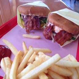 THE BURGERSTOP - Updated December 2025 - 568 Photos & 688 Reviews ...