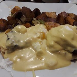 GEORGE’S RESTAURANT - 20 Photos & 37 Reviews - 1203 E Main St ...