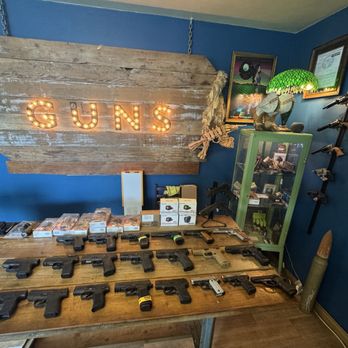 RED RIFLE - Updated August 2025 - 278 Photos & 367 Reviews - 1505 E Del ...