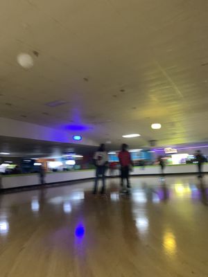 BEECHMONT ROLLARENA - Updated November 2025 - 18 Reviews - 3988 ...