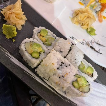 SUMO - Updated July 2024 - 100 Photos & 78 Reviews - 111 E Yakima Ave ...