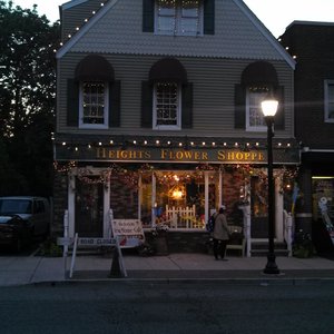 HEIGHTS FLOWER SHOPPE - 24 Photos & 20 Reviews - Florists - 209 Blvd ...