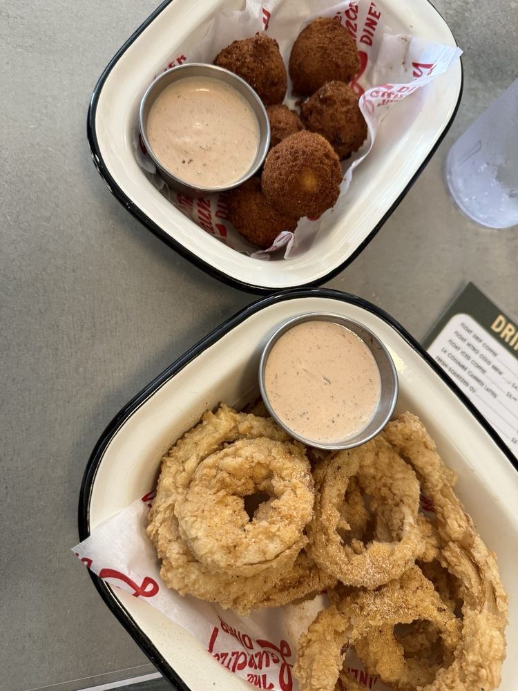 THE LAUNDRY DINER - Updated November 2025 - 59 Photos & 40 Reviews ...