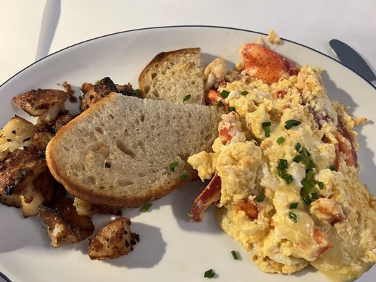 PROVIDENCE OYSTER BAR - 27 Photos & 35 Reviews - 5707 Post Rd, East ...