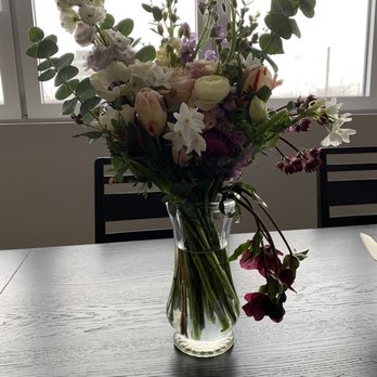FIELD & FLORIST - Updated August 2024 - 53 Photos & 37 Reviews - 1908 W ...