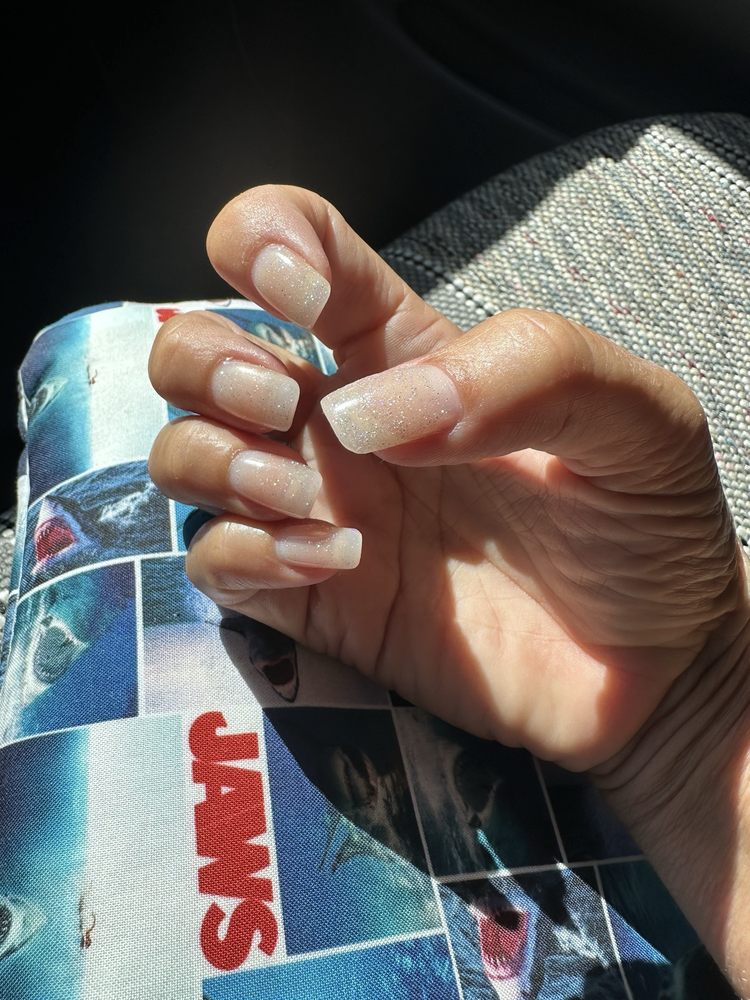 LA VIE EN NAILS BY SARAH - Updated October 2025 - 51 Photos & 56 ...