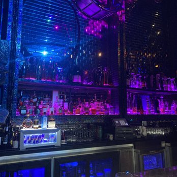 WET RESTAURANT & LOUNGE - Updated January 2026 - 252 Photos & 120 ...