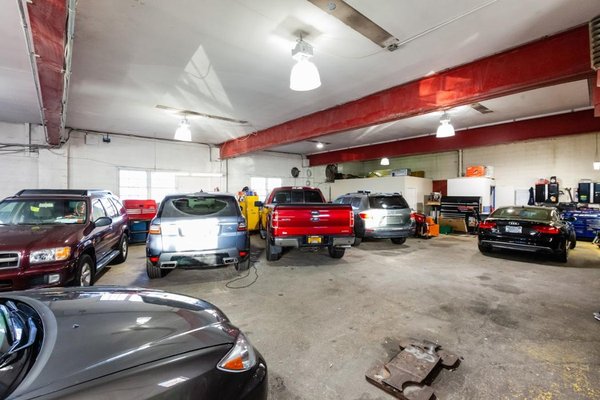 SANDS POINT AUTO BODY - Updated September 2025 - 64 Photos & 24 Reviews ...