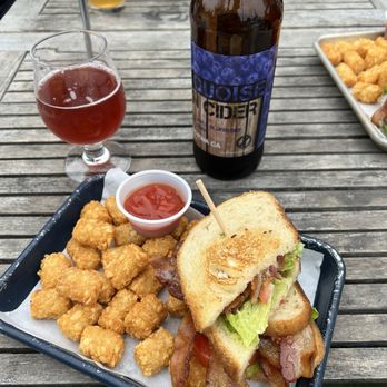 THE HOP STOP - Updated January 2025 - 283 Photos & 253 Reviews - 14055 ...