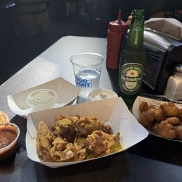 WINDJAMMERS BAR AND GRILL - Updated July 2025 - 82 Photos & 102 Reviews ...