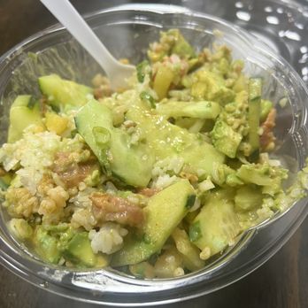 YW POKE - Updated January 2025 - 80 Photos & 78 Reviews - 3511 SE J St ...