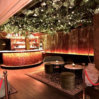 MONA - Updated October 2025 - 132 Photos & 63 Reviews - 1308 Chestnut ...