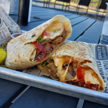 MULLIGANS GRILLE & TAVERN - Updated October 2025 - 65 Photos - 37 ...