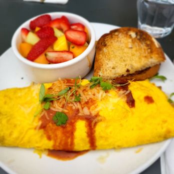 Short rib omelet