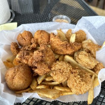 THE PO’BOY SHOP - Updated May 2024 - 588 Photos & 549 Reviews - 1369 ...