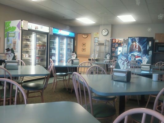 SPOONS CAFE - Updated December 2025 - 530 Bogachiel Way, Forks ...