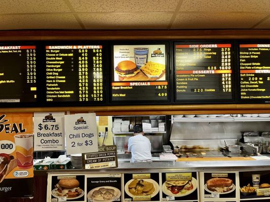 MR BURGER - Updated October 2024 - 40 Photos & 32 Reviews - 1750 44th ...