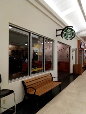 POST EXCHANGE - Updated December 2025 - 31 Photos - 2210 Trooper Dr ...