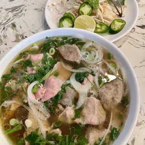 PHO 77 - 153 Photos & 201 Reviews - 1309 W Renaissance Pkwy, Rialto, CA ...