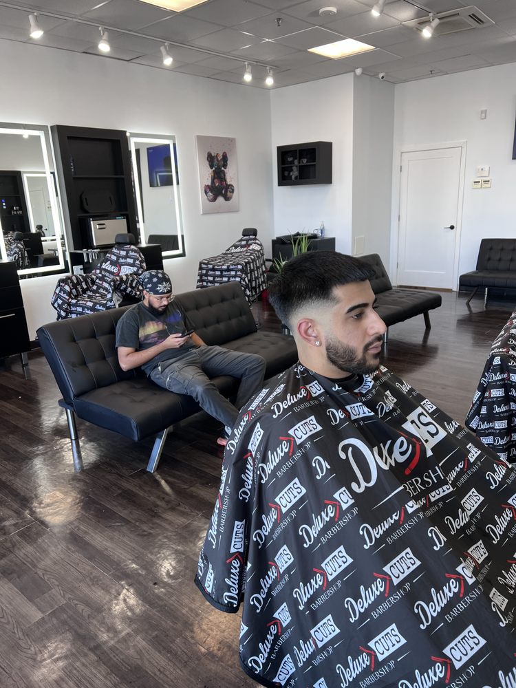 DELUXE CUTS BARBERSHOP - Updated January 2026 - 672 Stewart Ave, Garden ...