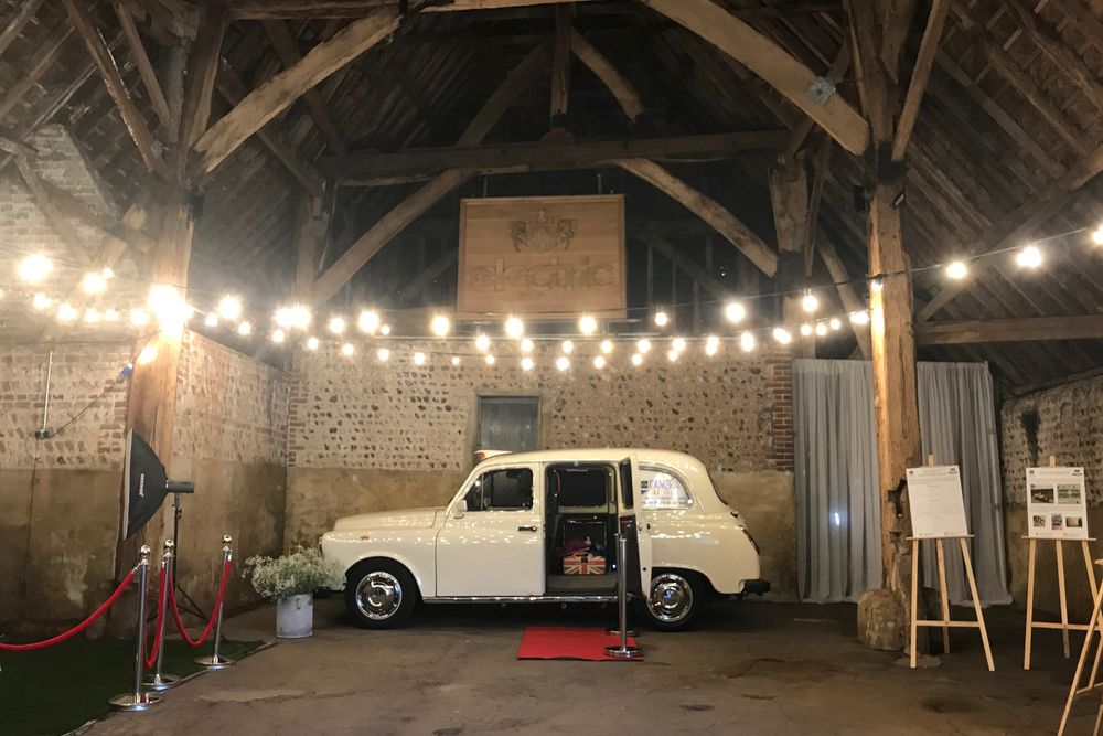 CAMERA CABTASTIC PHOTO BOOTHS - Updated December 2024 - Parsonage Way ...
