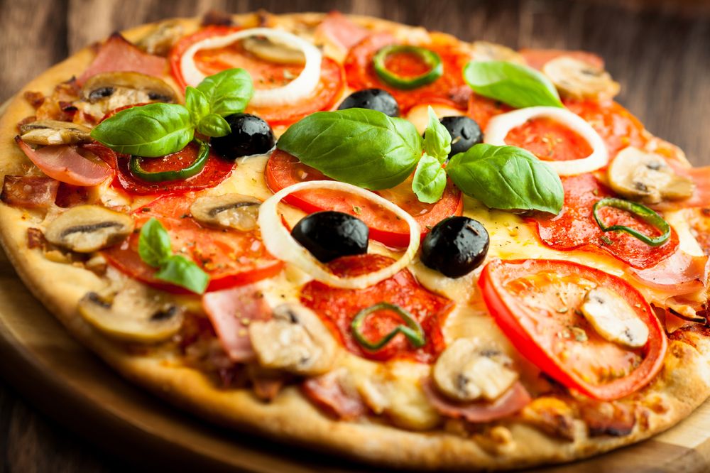 PAPA PIZZA PIE - GLENDORA - Updated September 2024 - 325 Photos & 546 ...