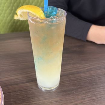 UNION RESTAURANT & GAMEYARD - Updated January 2026 - 519 Photos & 209 ...