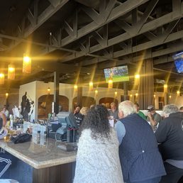 HOOD SUPPLY CO BAR AND GRILL - Updated December 2025 - 167 Photos & 111 ...