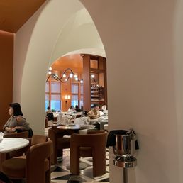 DAPHNE - Updated December 2025 - 218 Photos & 52 Reviews - 67 Richmond ...