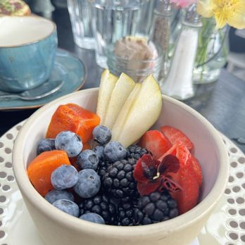 UBUNTU THE GREATEST NEIGHBORHOOD CAFÈ - Updated May 2025 - 2053 Photos ...