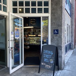 SPRING STREET DELI - Updated July 2025 - 74 Photos & 155 Reviews - 135 ...
