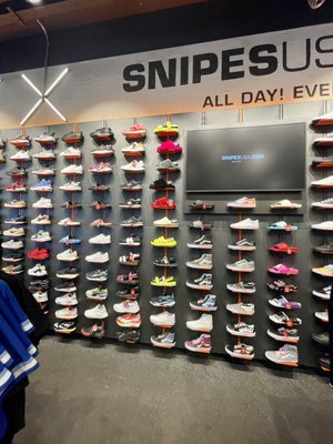 SNIPES - BROOKLYN - Updated October 2025 - 10 Photos - 162 Flatbush Ave ...