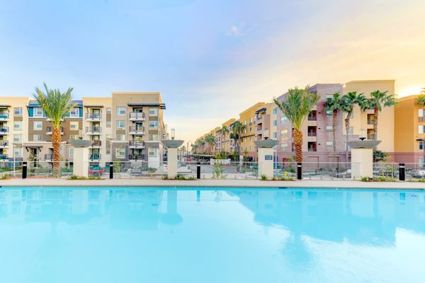 THE PARAMOUNT PLATINUM TRIANGLE - Updated January 2026 - 232 Photos ...