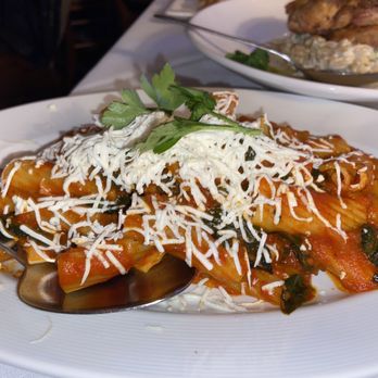 ESTIA - Updated June 2024 - 1212 Photos & 866 Reviews - 1405 Locust St ...