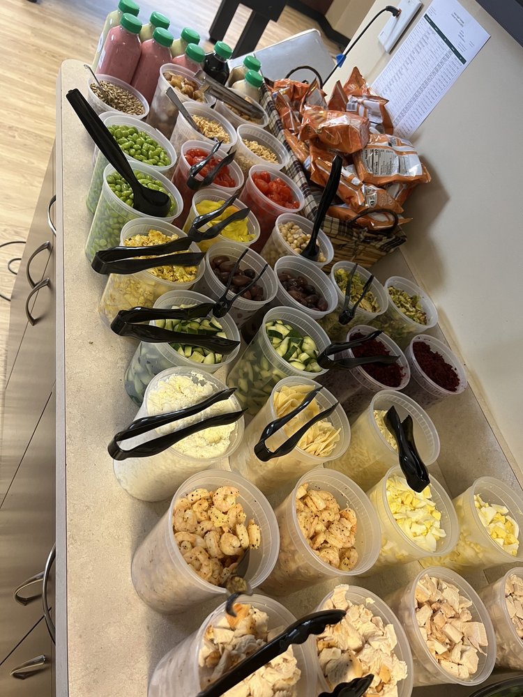 7 GREENS DETROIT SALAD - Updated June 2024 - 82 Photos & 139 Reviews ...