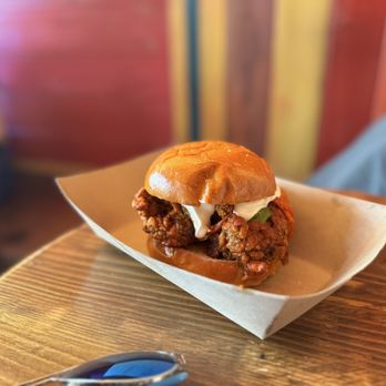 ROWDY ROOSTER - Updated January 2026 - 261 Photos & 106 Reviews - 140 W ...