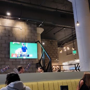 BRU BURGER BAR - FORT WAYNE - Updated December 2025 - 67 Photos & 32 ...