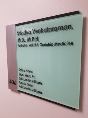 SRIVIDYA VENKATARAMAN, MD - Updated December 2025 - 38 Reviews - 3816 ...