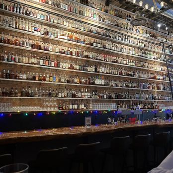 PURGATORY CRAFT BEER AND WHISKEY BAR - Updated May 2024 - 124 Photos ...