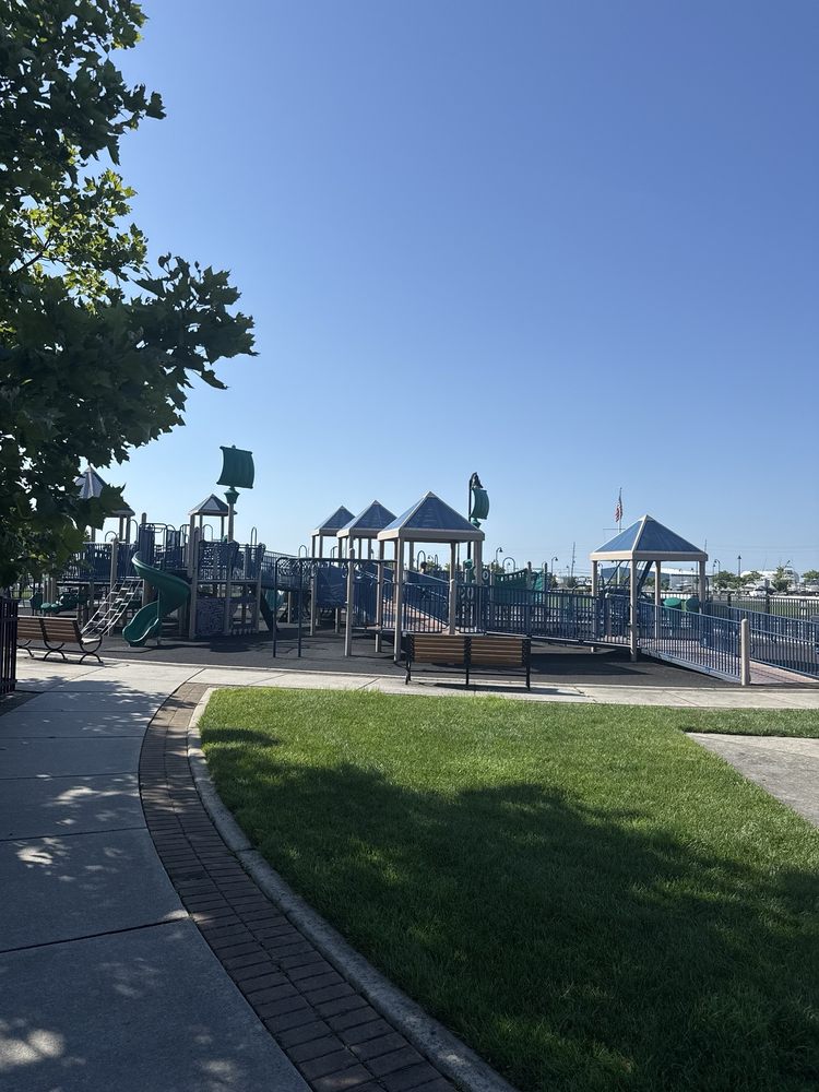 TRADERS COVE MARINA AND PARK - Updated January 2026 - 40 Mantoloking Rd ...