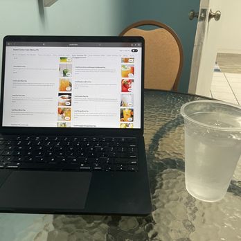 SWEET CORNER CAFE - Updated May 2024 - 211 Photos & 97 Reviews - 99 ...