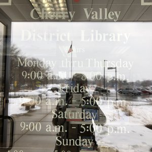 CRYSTAL LAKE PUBLIC LIBRARY - Updated March 2025 - 13 Reviews - 126 W ...