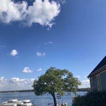 INN BETWEEN - Updated January 2026 - 31 Photos & 70 Reviews - 1522 ...