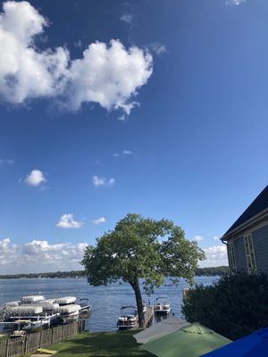 INN BETWEEN - Updated August 2025 - 39 Photos & 67 Reviews - 1522 ...