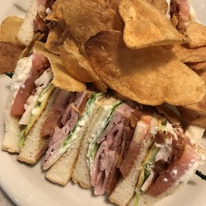 YESTERDOG - 162 Photos & 332 Reviews - Hot Dogs - 1505 Wealthy St ...