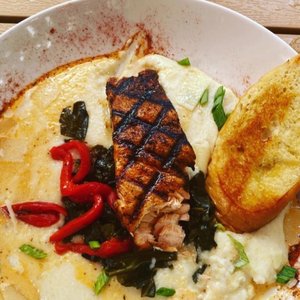 DISTRICT 924 - 39 Photos & 22 Reviews - American (New) - 924 Marshall ...